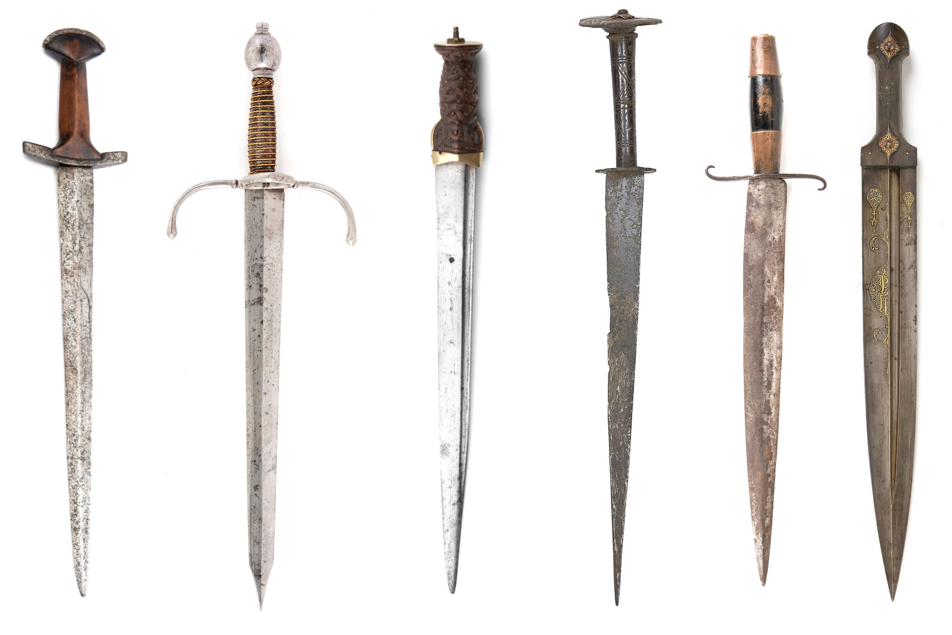 Types of Daggers – Styles, Designs, and Blades with Pictures